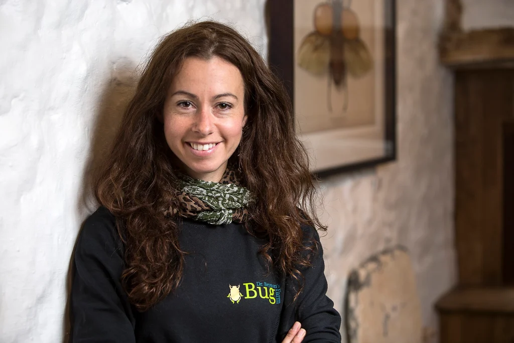 Dr Sarah Beynon Agent & Management